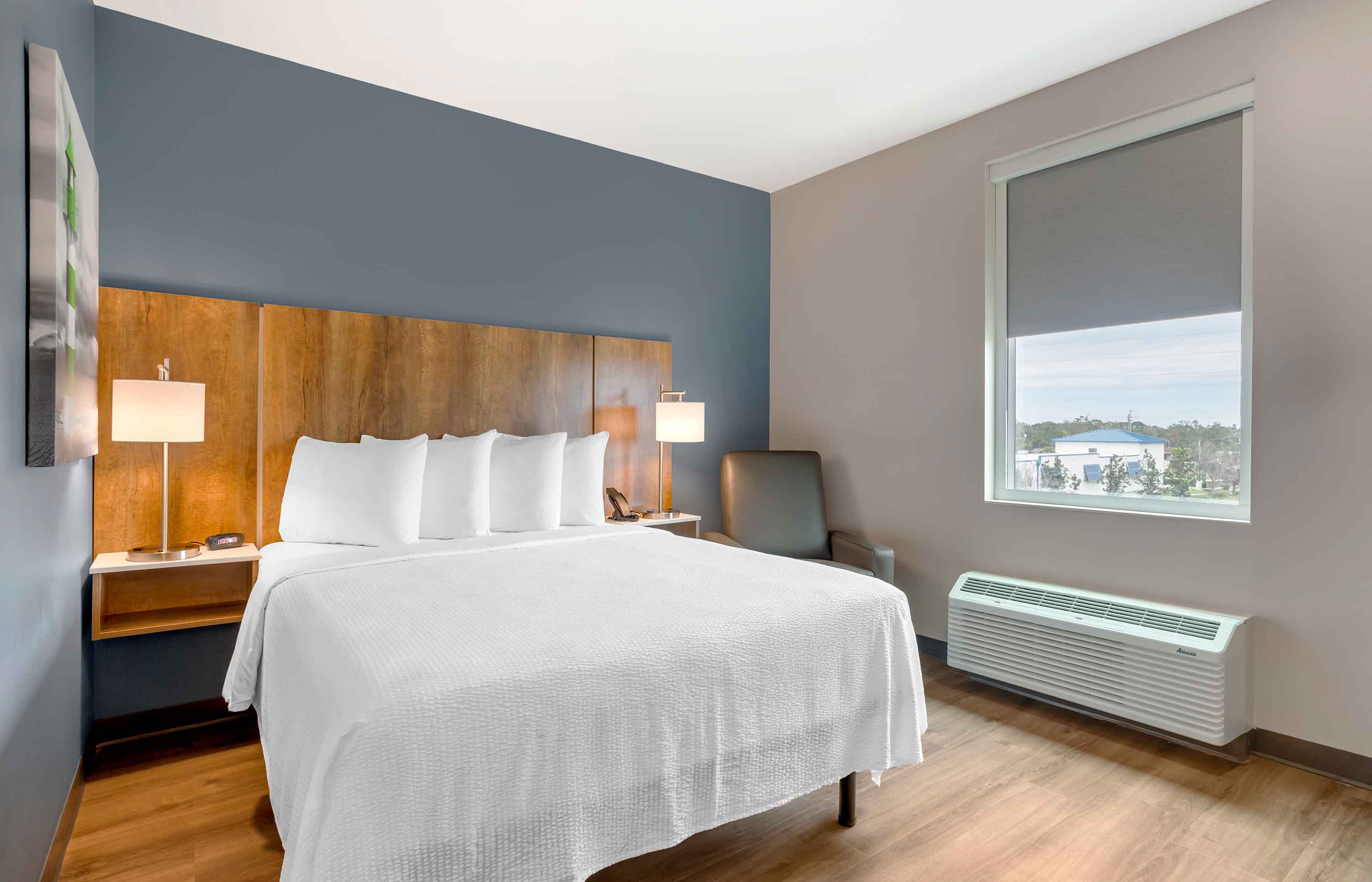 Premier Suites Bradenton | Extended Stay America