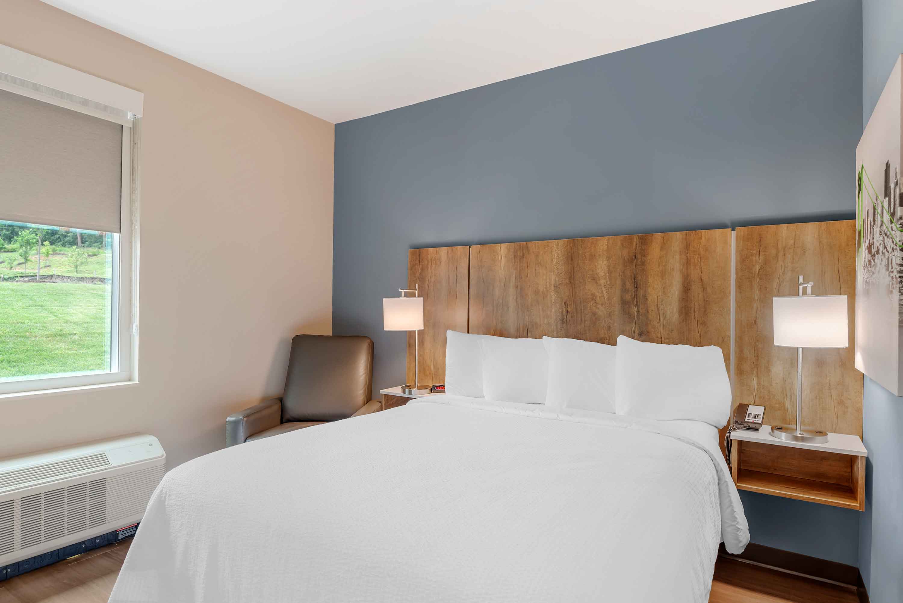 Premier Suites Charlottesville | Extended Stay America